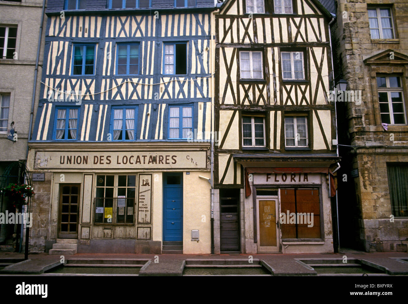Rue eau de robec Banque de photographies et d’images à haute résolution ...