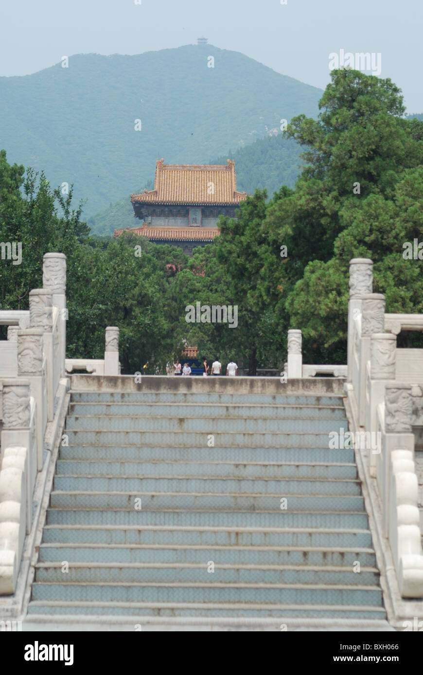 Ming tomb Banque de photographies et d’images à haute résolution - Alamy
