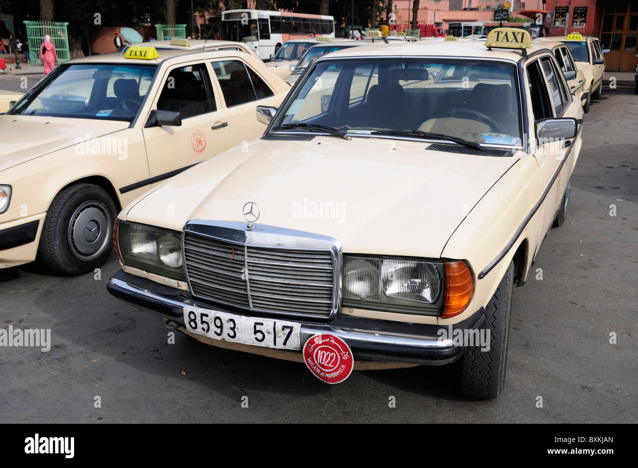 Taxi maroc Banque de photographies et d’images à haute résolution ...