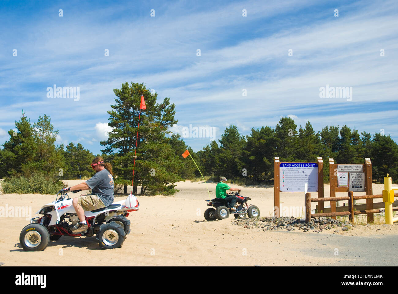 Quatre 4 roues Banque de photographies et d’images à haute résolution ...