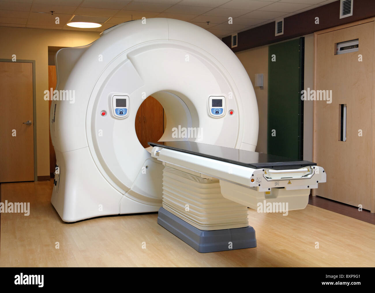 Mri scanner Banque de photographies et d’images à haute résolution - Alamy