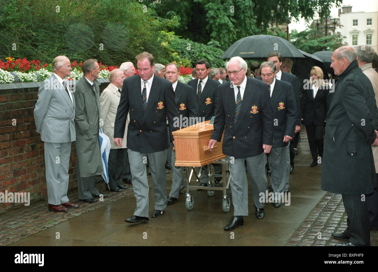 Les funérailles de la légende du football anglais Billy Wright au St ...