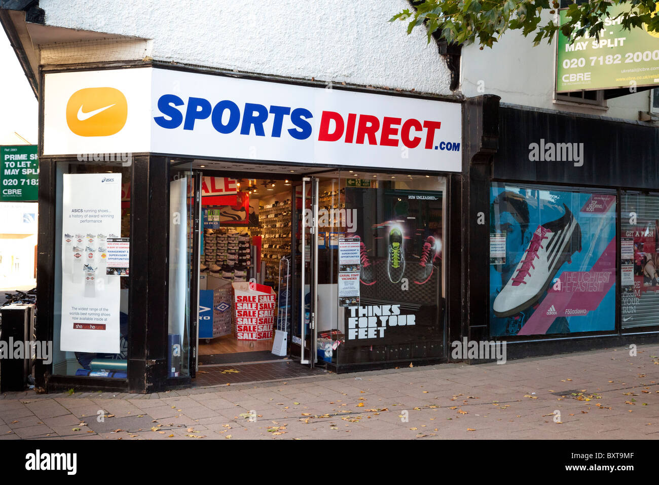 Sports direct store uk Banque de photographies et d’images à haute ...