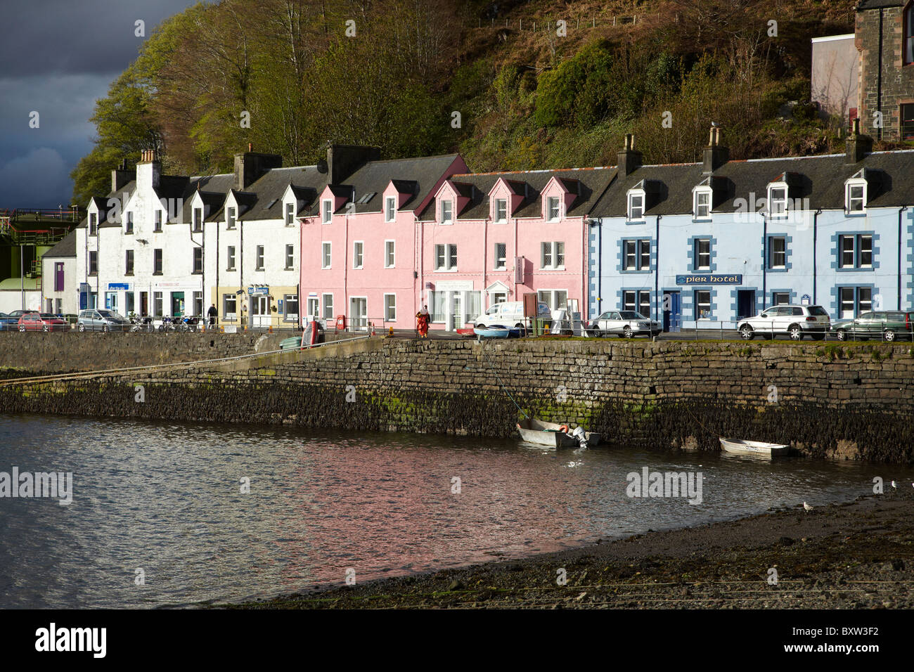 Pier Hotel, Quay Street, le port de Portree, Portree, Isle of Skye ...