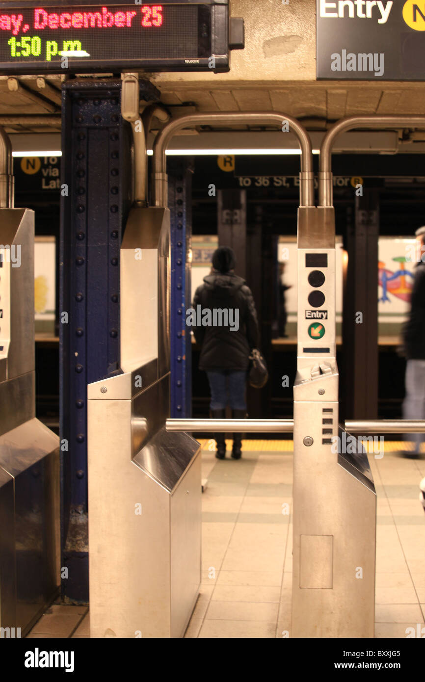 Tourniquet de métro de new york Banque de photographies et d’images à ...