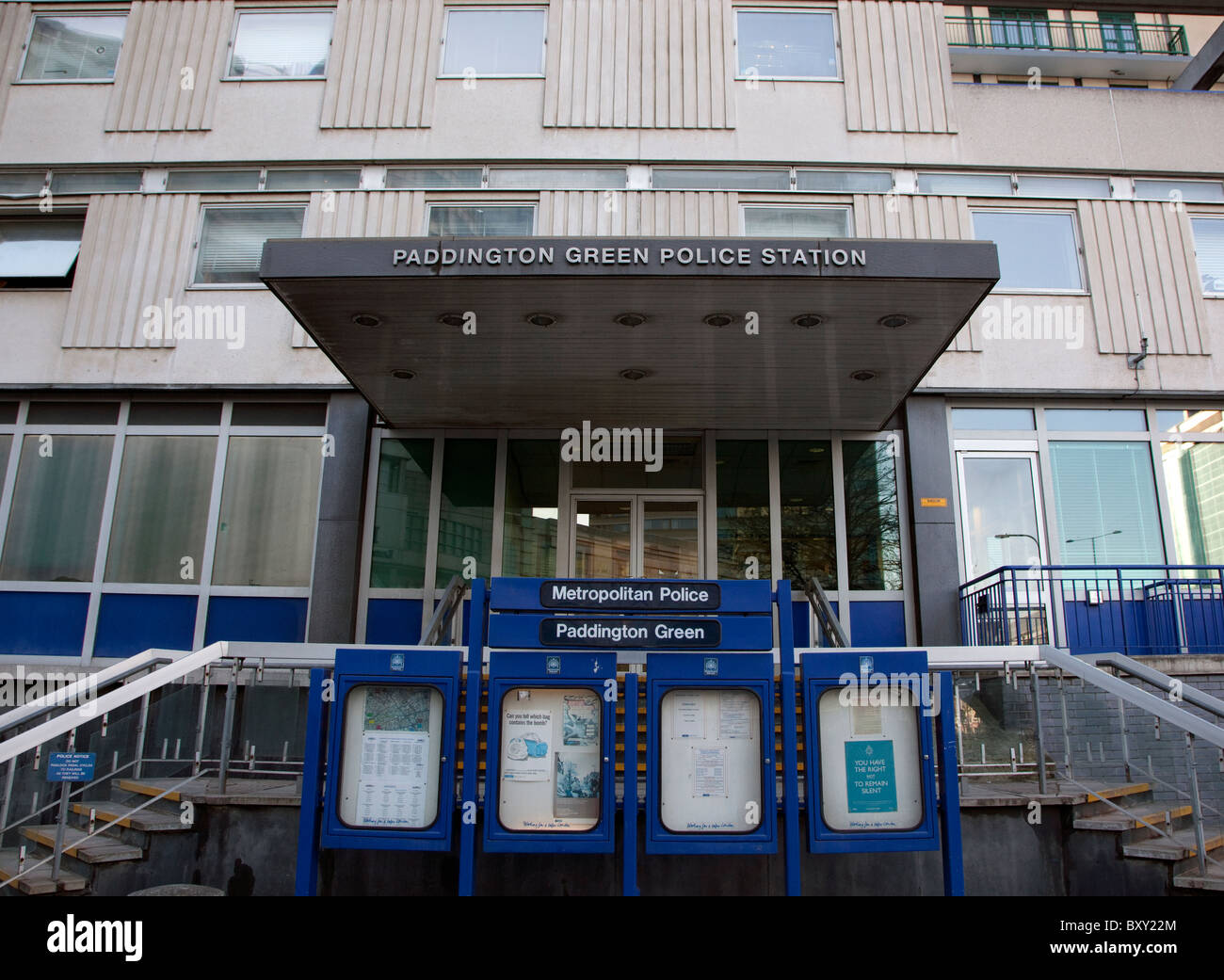Poste de police du centre de londres Banque de photographies et d ...