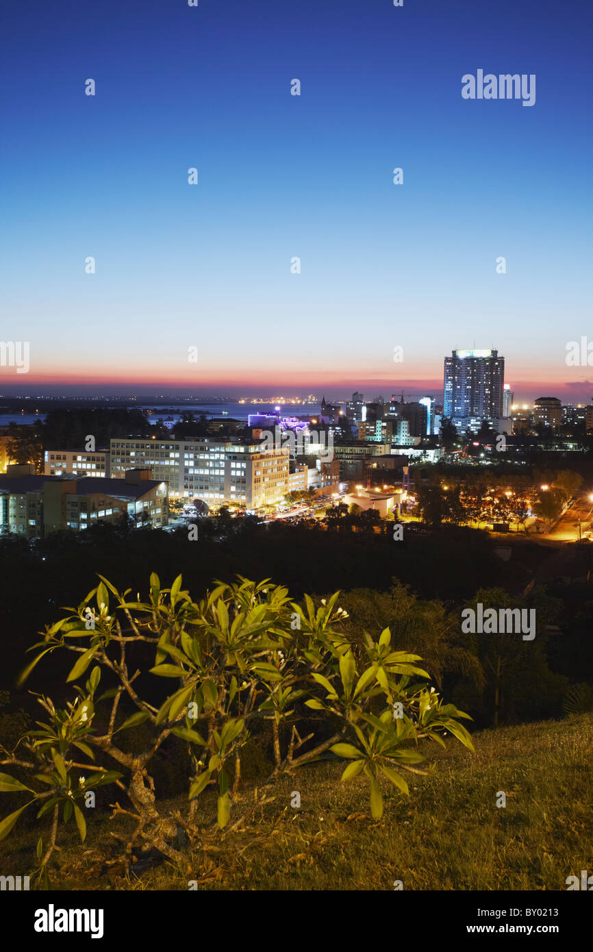 Centre ville de maputo Banque de photographies et d’images à haute ...
