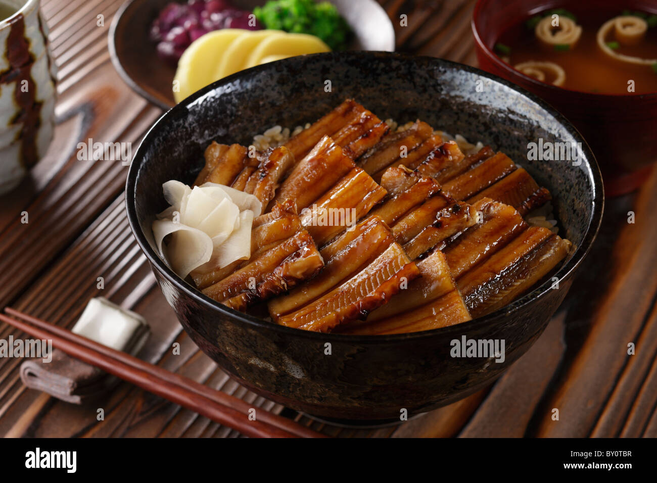 Riz anago meshi Banque de photographies et d’images à haute résolution ...