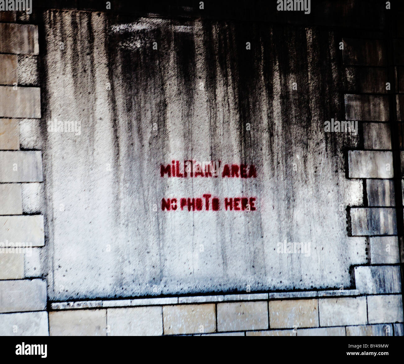 Zone militaire Banque de photographies et d’images à haute résolution ...