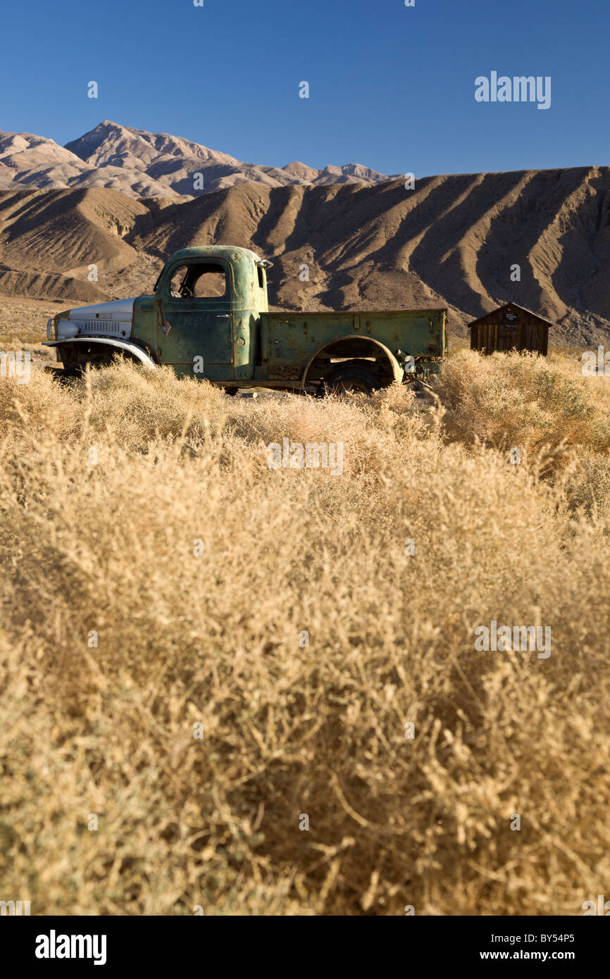 1942 Dodge Power Wagon utilisé par membre de la famille de Charles ...
