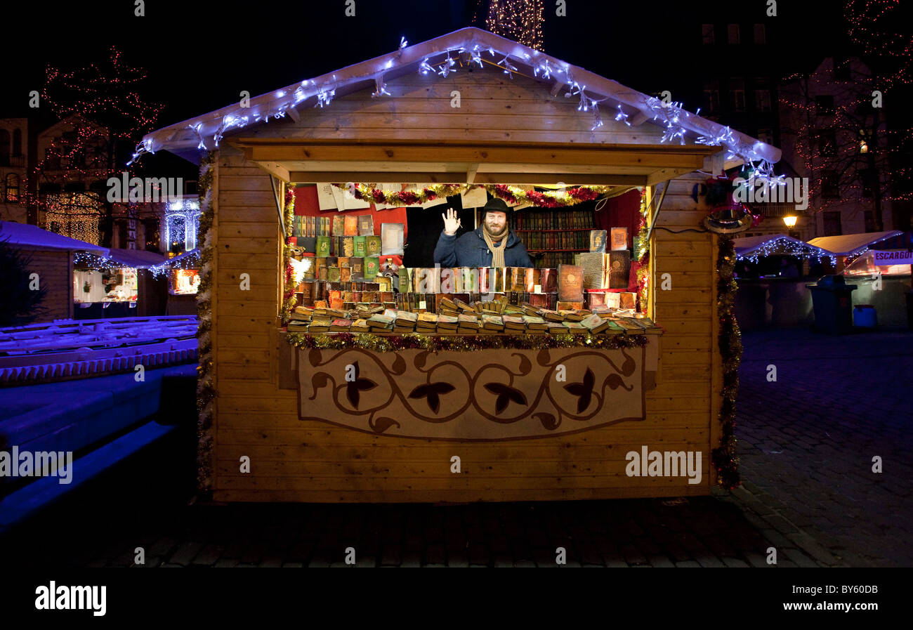 Christmas market stand Banque de photographies et d’images à haute ...