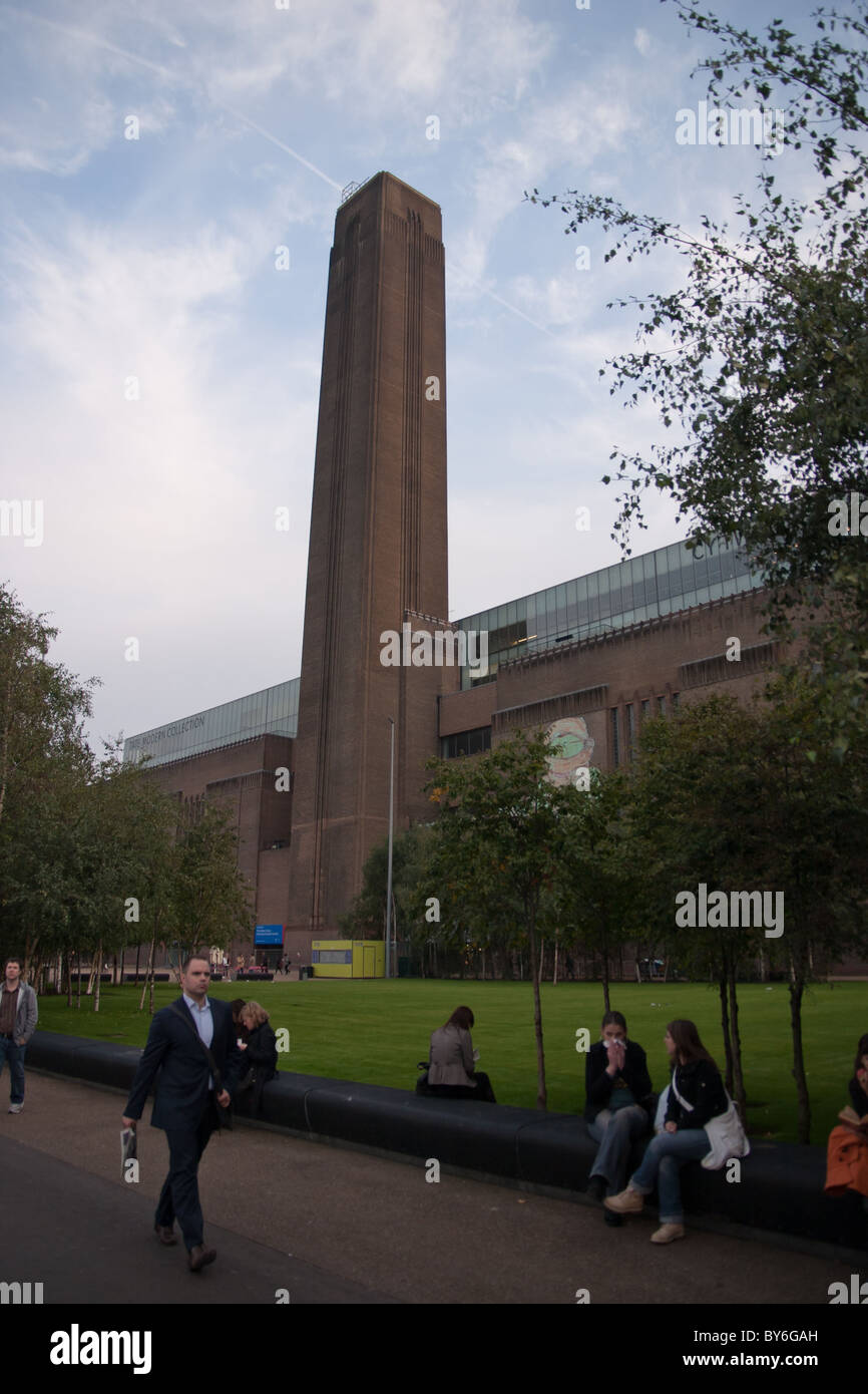 Tate modern gallery Banque de photographies et d’images à haute ...