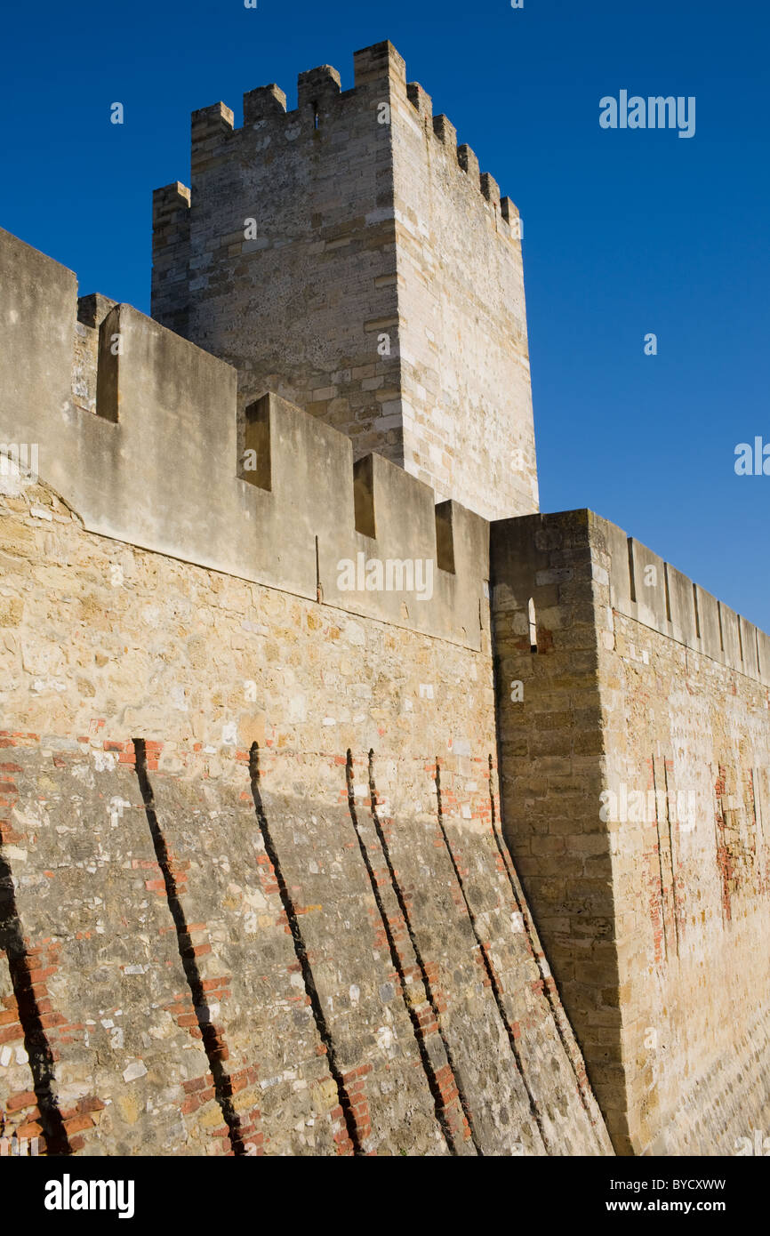 Saint George's Castle aka Castelo de São Jorge, Alfama, Lisbonne ...