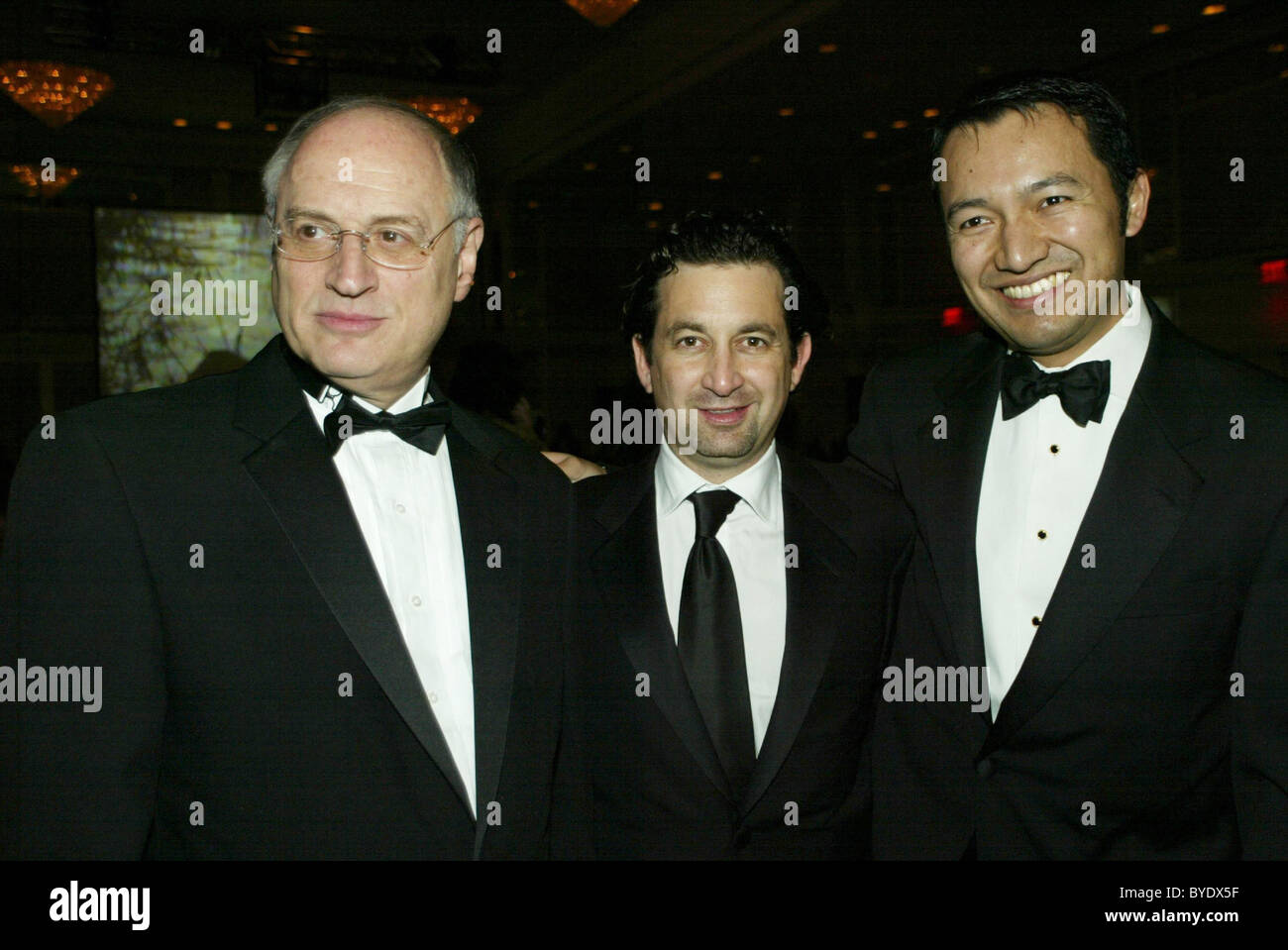 Vous chrétiens et juifs se sont réunis à l'hôtel Hilton Capitol pour ...