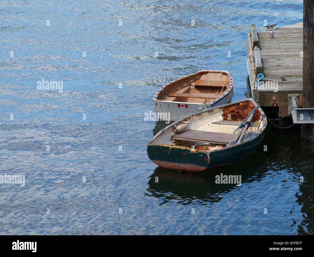 Deux chaloupes Banque de photographies et d’images à haute résolution ...