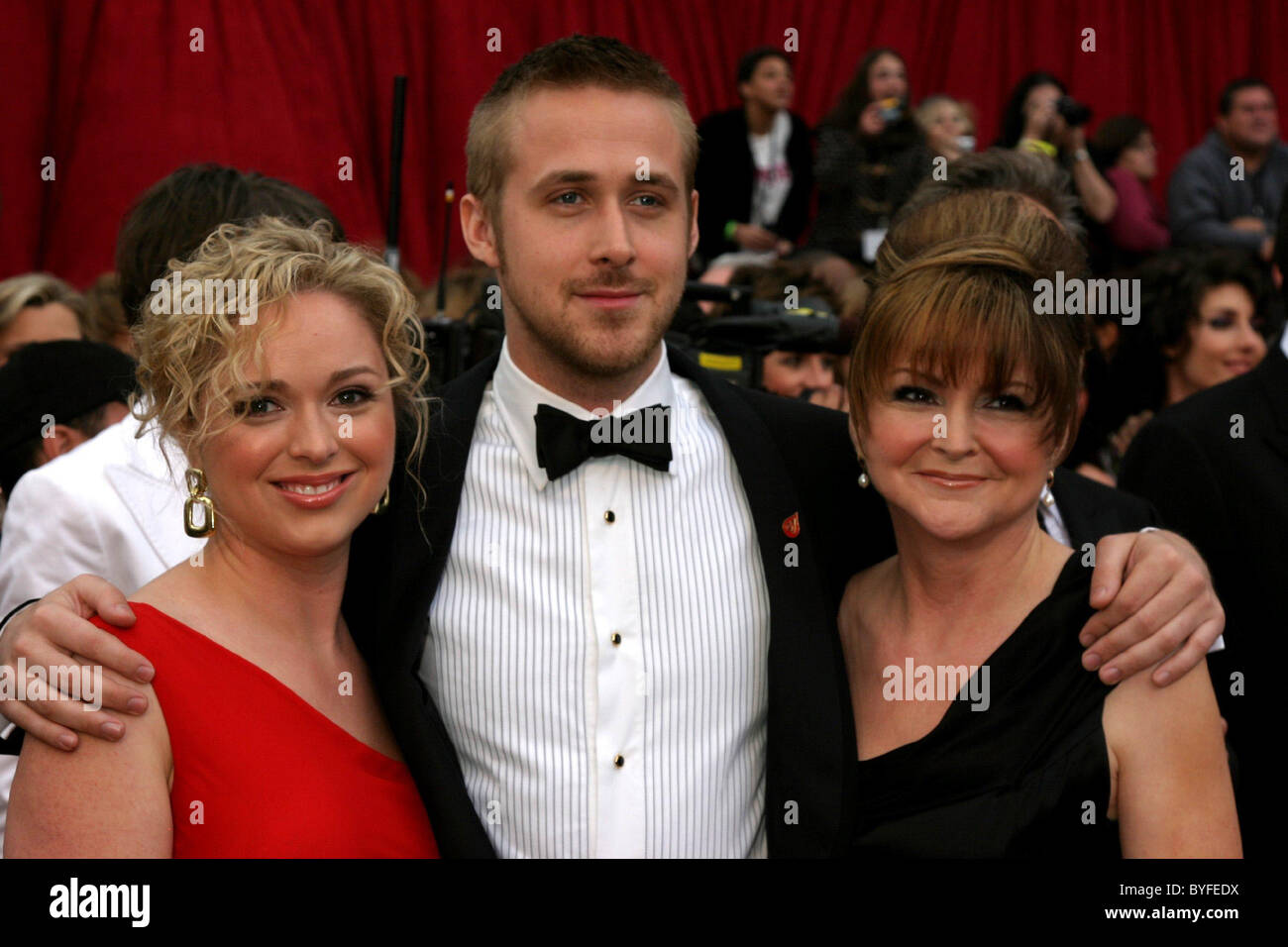 Ryan gosling et mandi gosling Banque de photographies et d’images à ...