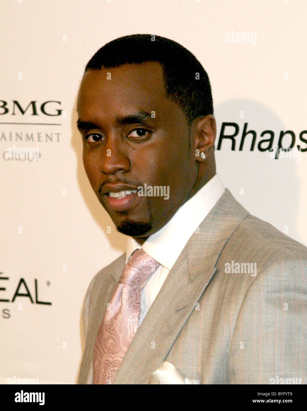 Sean diddy combs clive davis Banque de photographies et d’images à ...