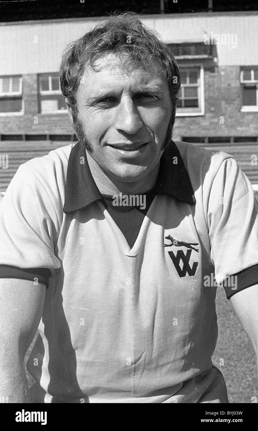 Mike bailey of wolverhampton wanderers Banque de photographies et d ...