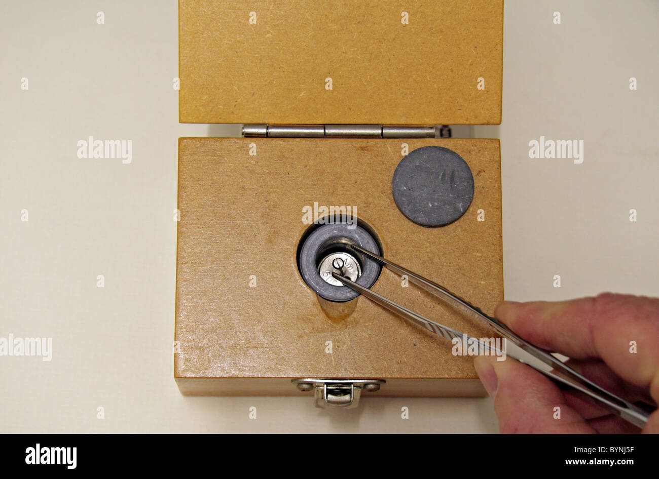 Américium 241 Banque de photographies et d’images à haute résolution ...