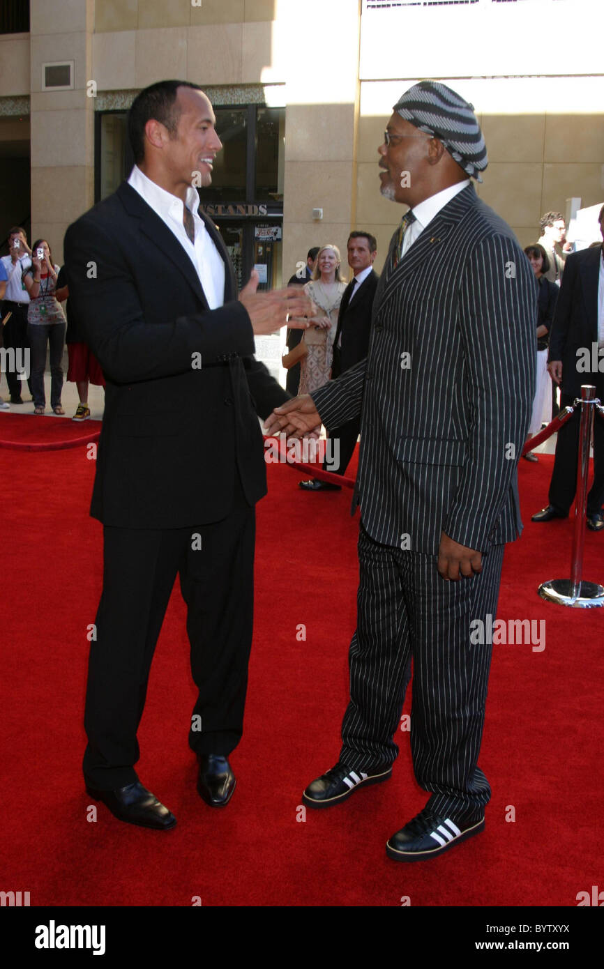 Dwayne johnson and samuel l jackson Banque de photographies et d’images ...