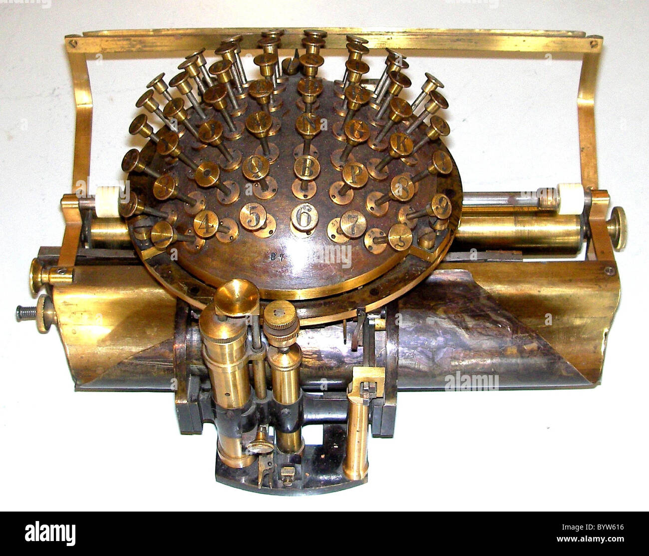 Writing ball rasmus malling hansen 1835 Banque de photographies et d ...