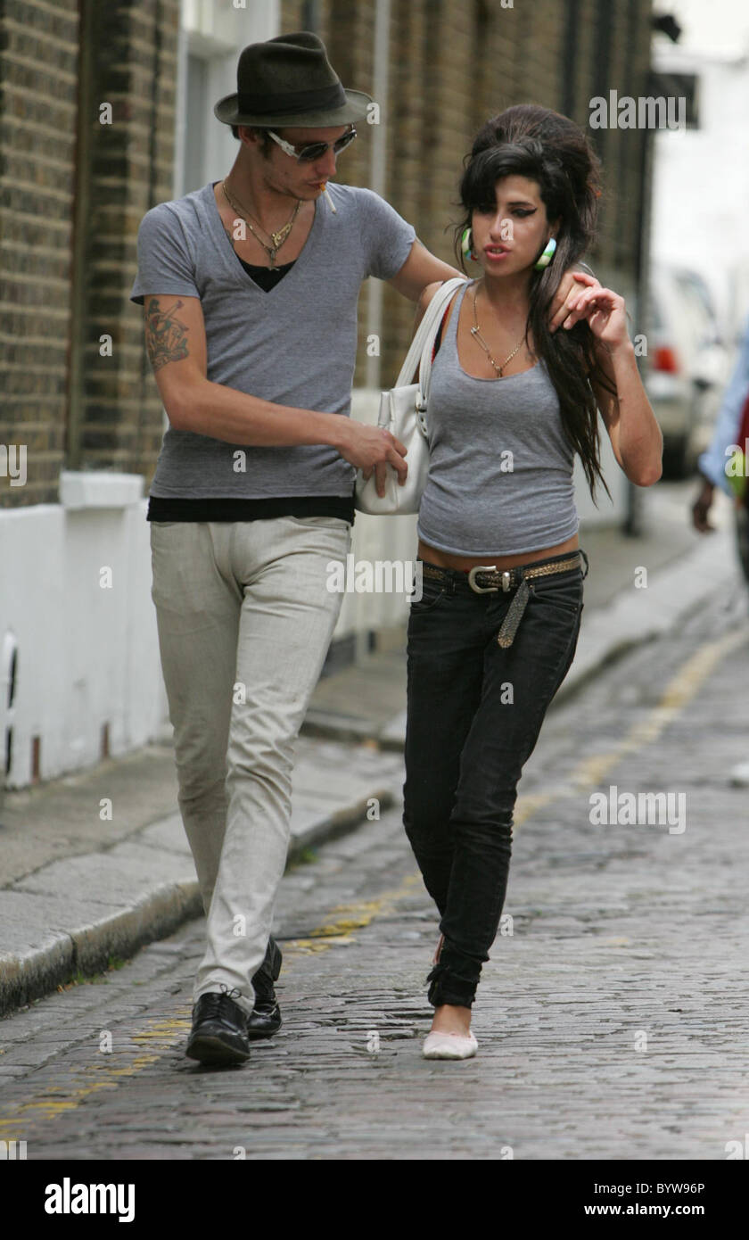 Amy Winehouse et son mari Blake Fielder-Civil quittent la maison pour ...