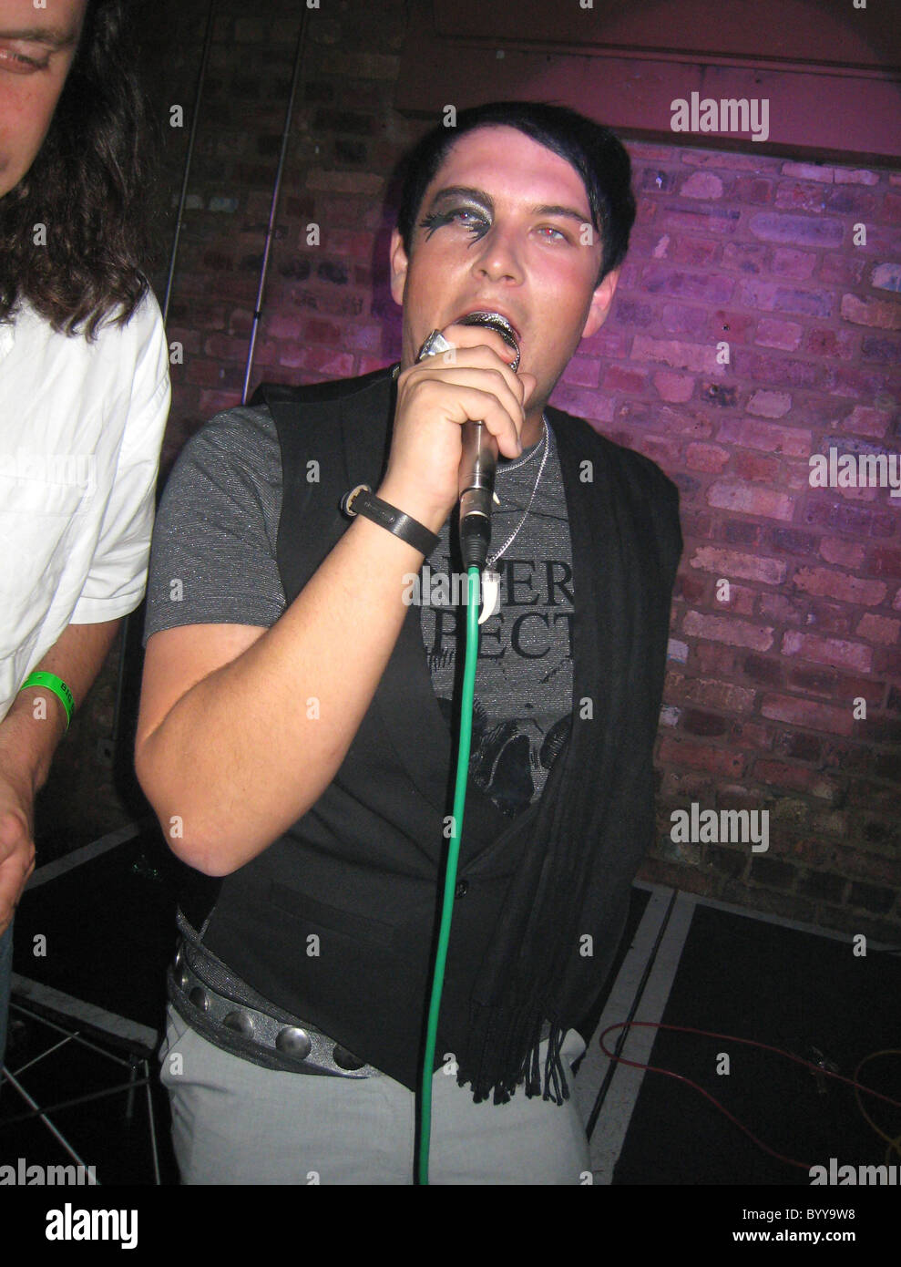 David Hamilton-Parnaby Big Brother 8 wrap a tenu à l'intérieur d'OEUFS ...