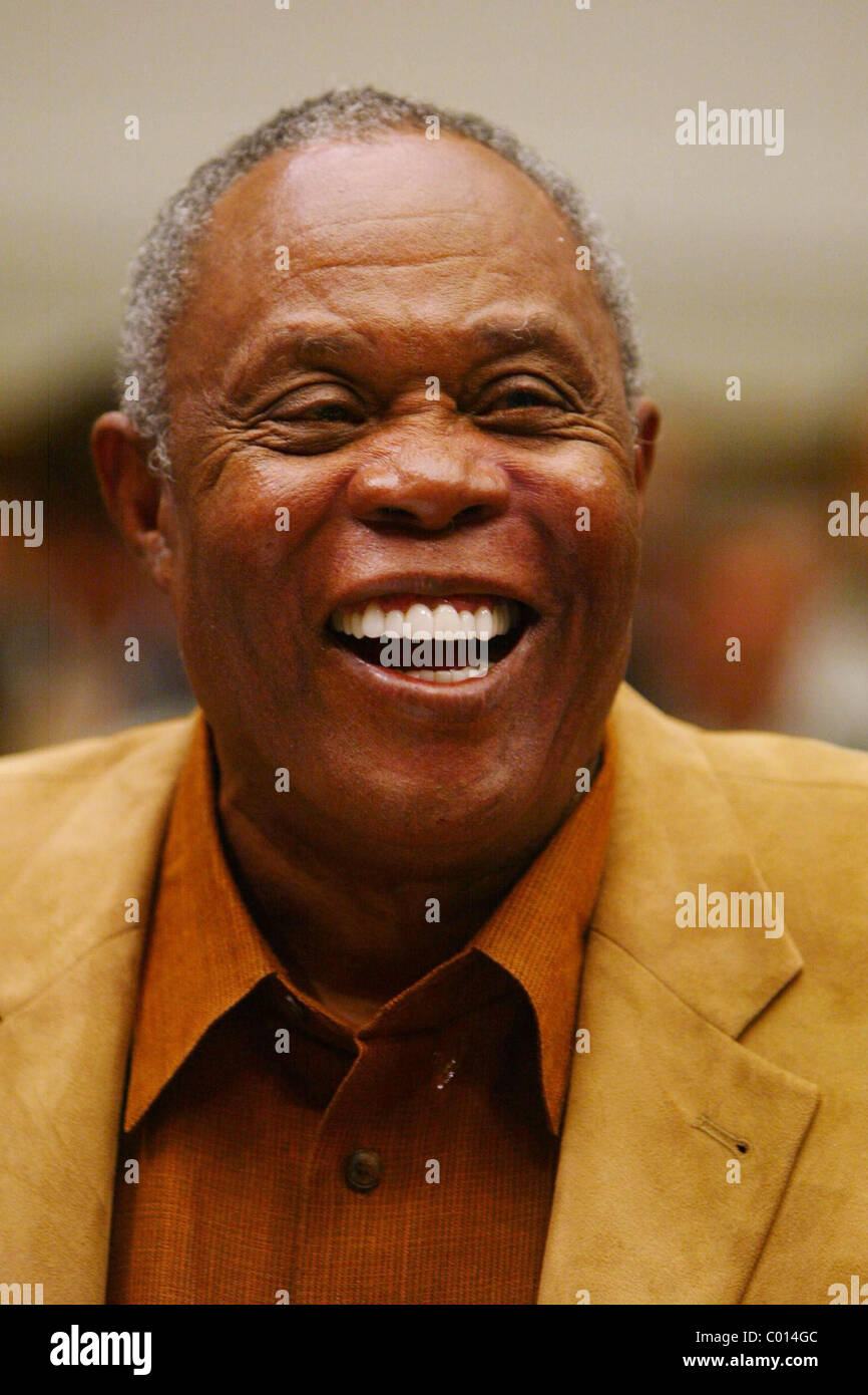 Sam Moore Grammy award-winning artistes Judy Collins et Sam Moore a ...