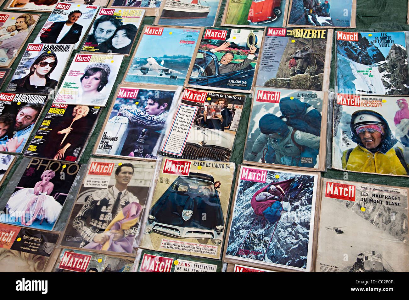 Paris match Banque de photographies et d’images à haute résolution - Alamy