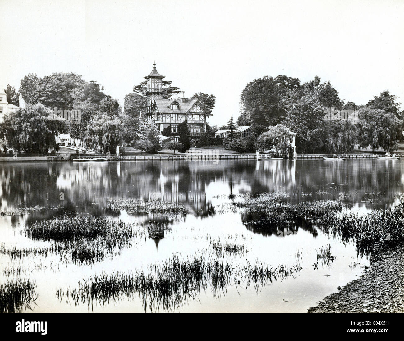 Manoir De Style Gothique Tudor Banque d'image et photos - Alamy