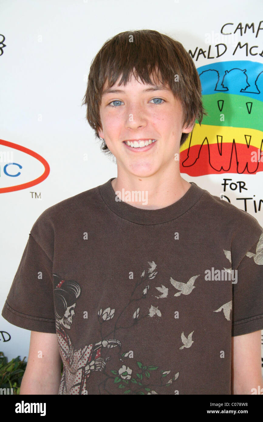 Tyler patrick jones Banque de photographies et d’images à haute résolution - Alamy