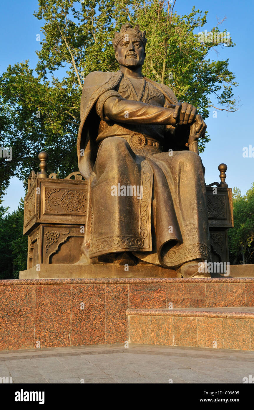 Statue of amir temur Banque de photographies et d’images à haute ...
