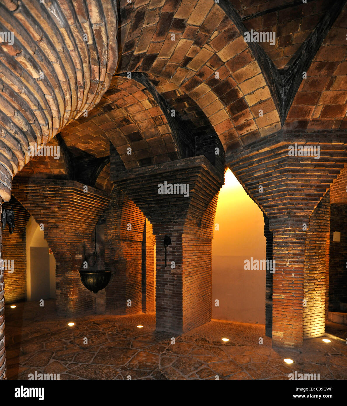 Vaulted cellar Banque de photographies et d’images à haute résolution ...