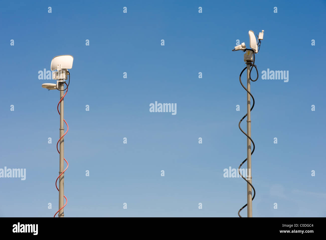 Antennes satellites Banque de photographies et d’images à haute ...