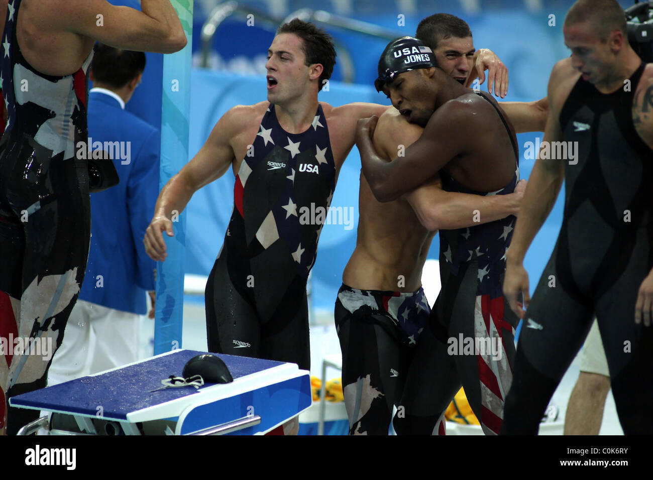 Garrett Weber-Gale, Jason Lezak, Michael Phelps et Cullen Jones des U.S ...