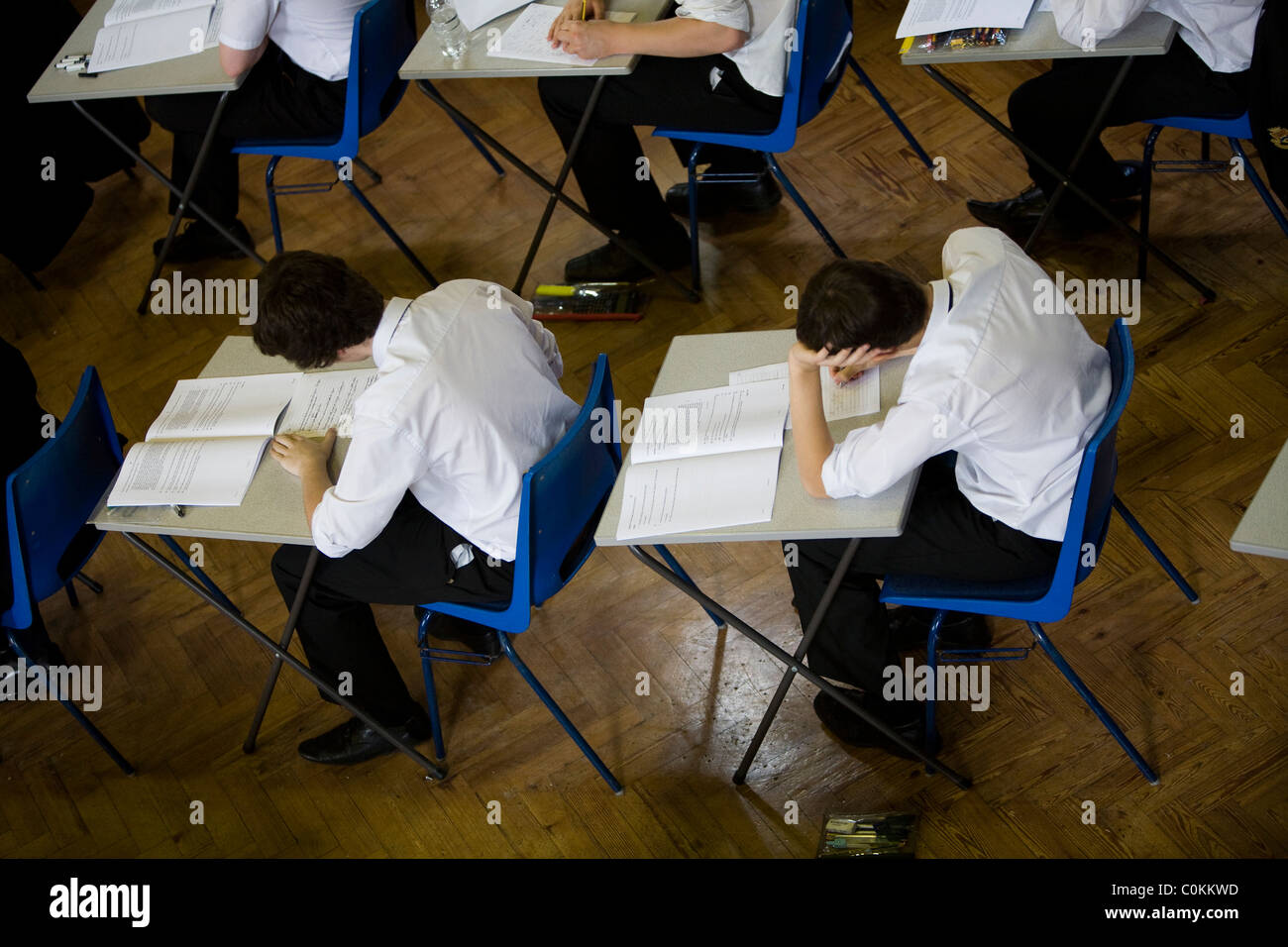 Exam hall Banque de photographies et d’images à haute résolution - Alamy