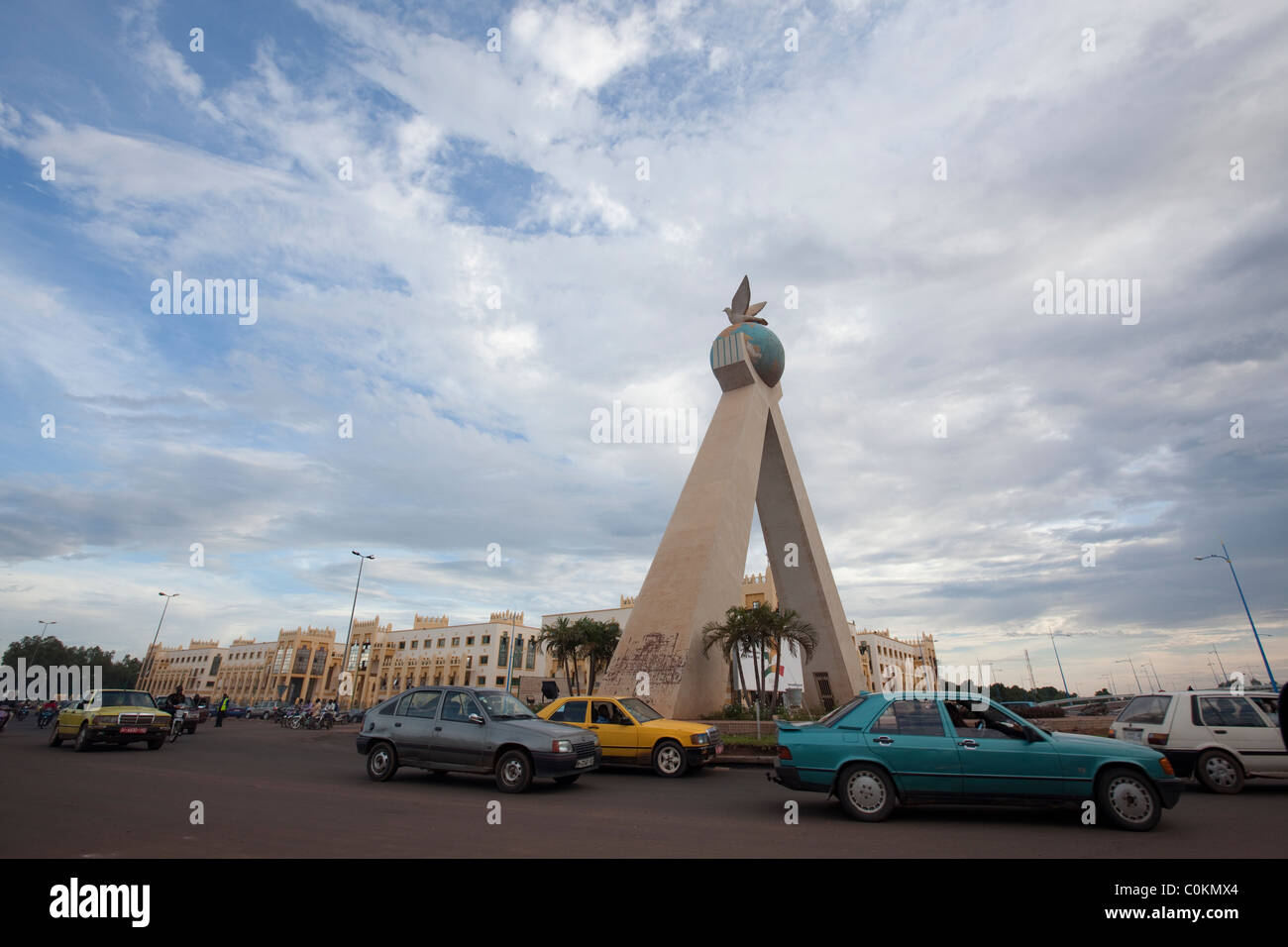 Bamako monument Banque de photographies et d’images à haute résolution ...