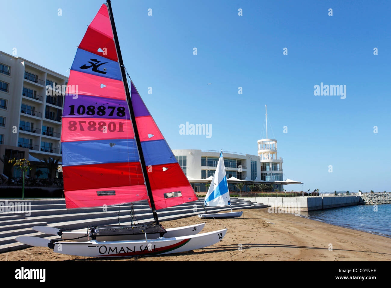Catamaran class Banque de photographies et d’images à haute résolution ...