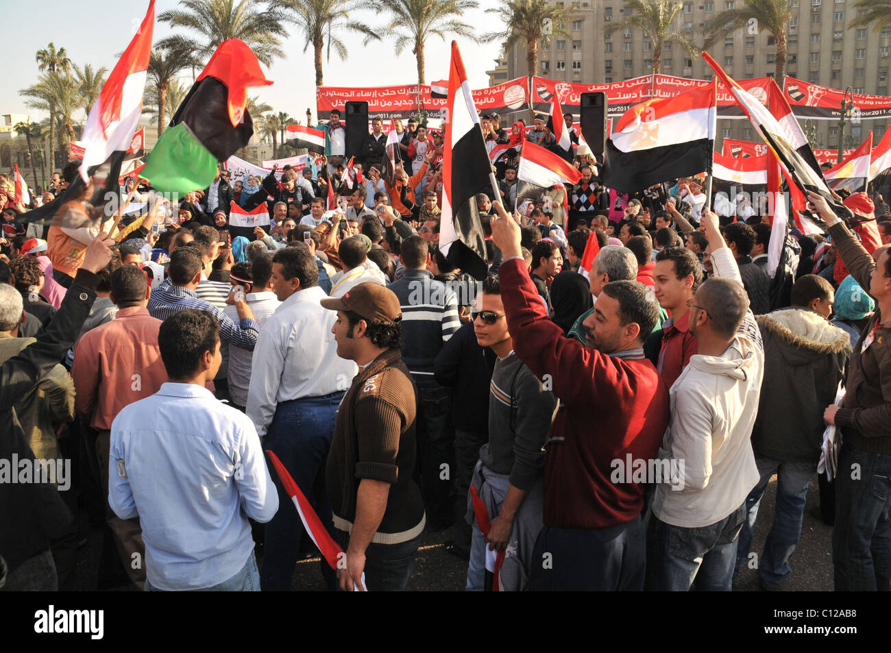 Scènes de célébration de la place Tahrir après la nomination du nouveau ...