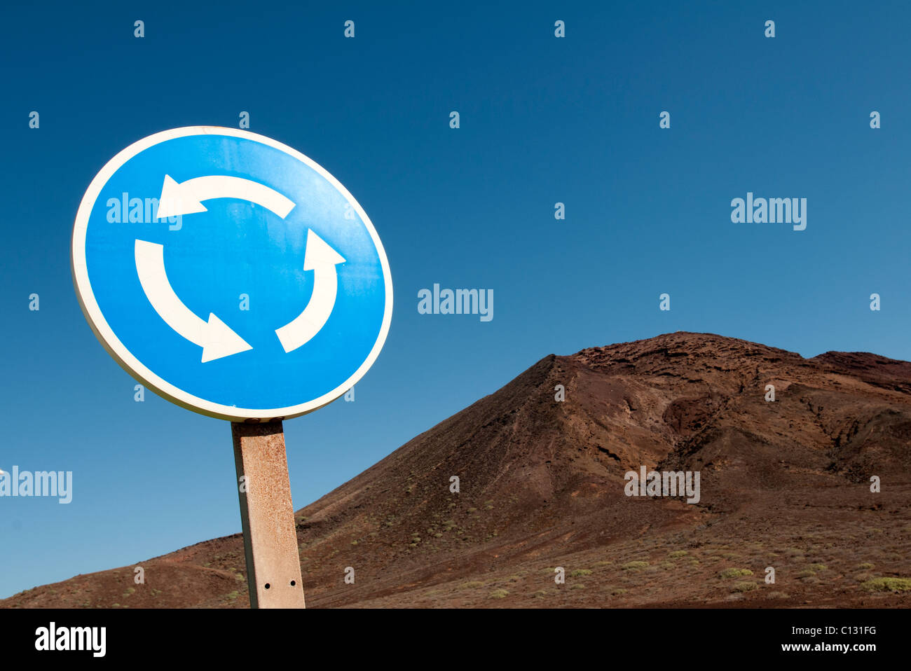 Rond point route Banque de photographies et d’images à haute résolution ...