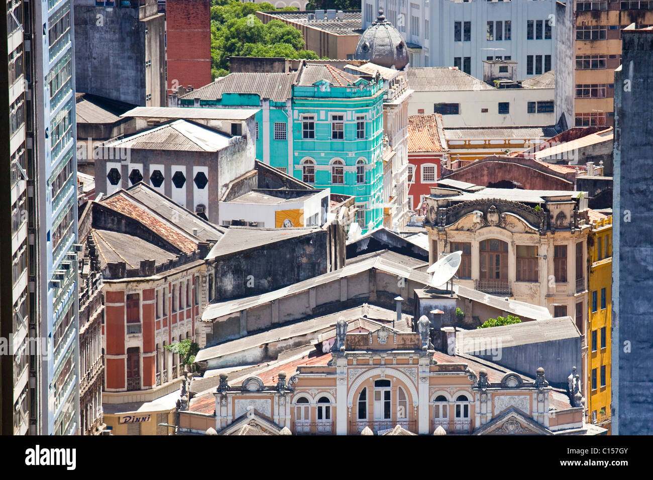 Paysage urbain ville basse moderne salvador Banque de photographies et ...