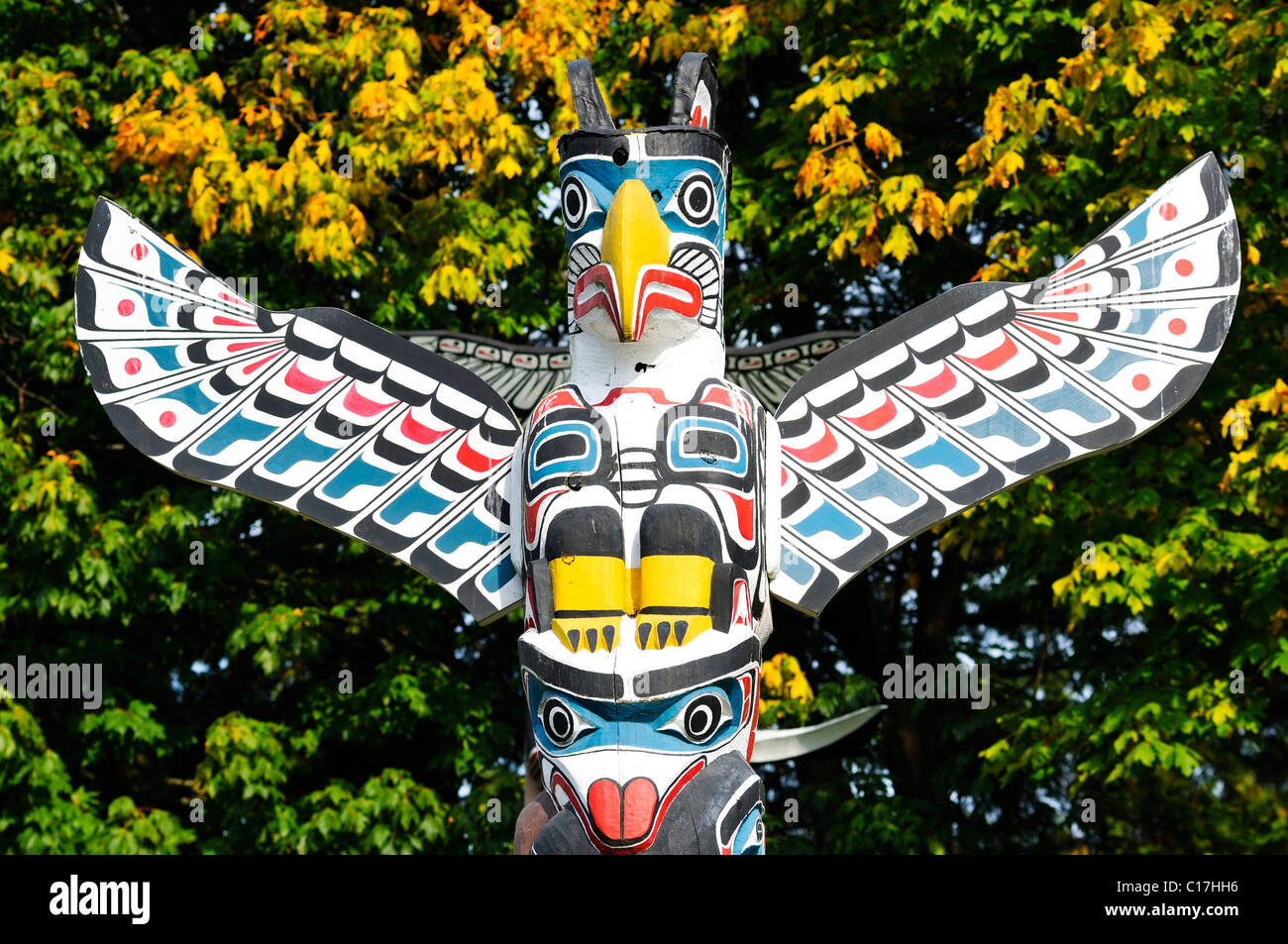 Totem Totem indien, dans le parc Stanley, Vancouver, British Columbia ...