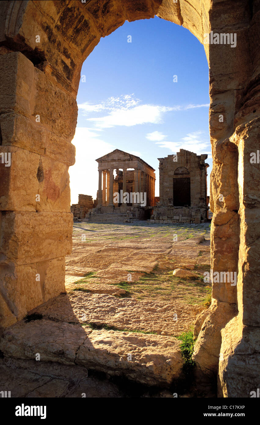 Jupiter temple sbeitla tunisia Banque de photographies et d’images à ...