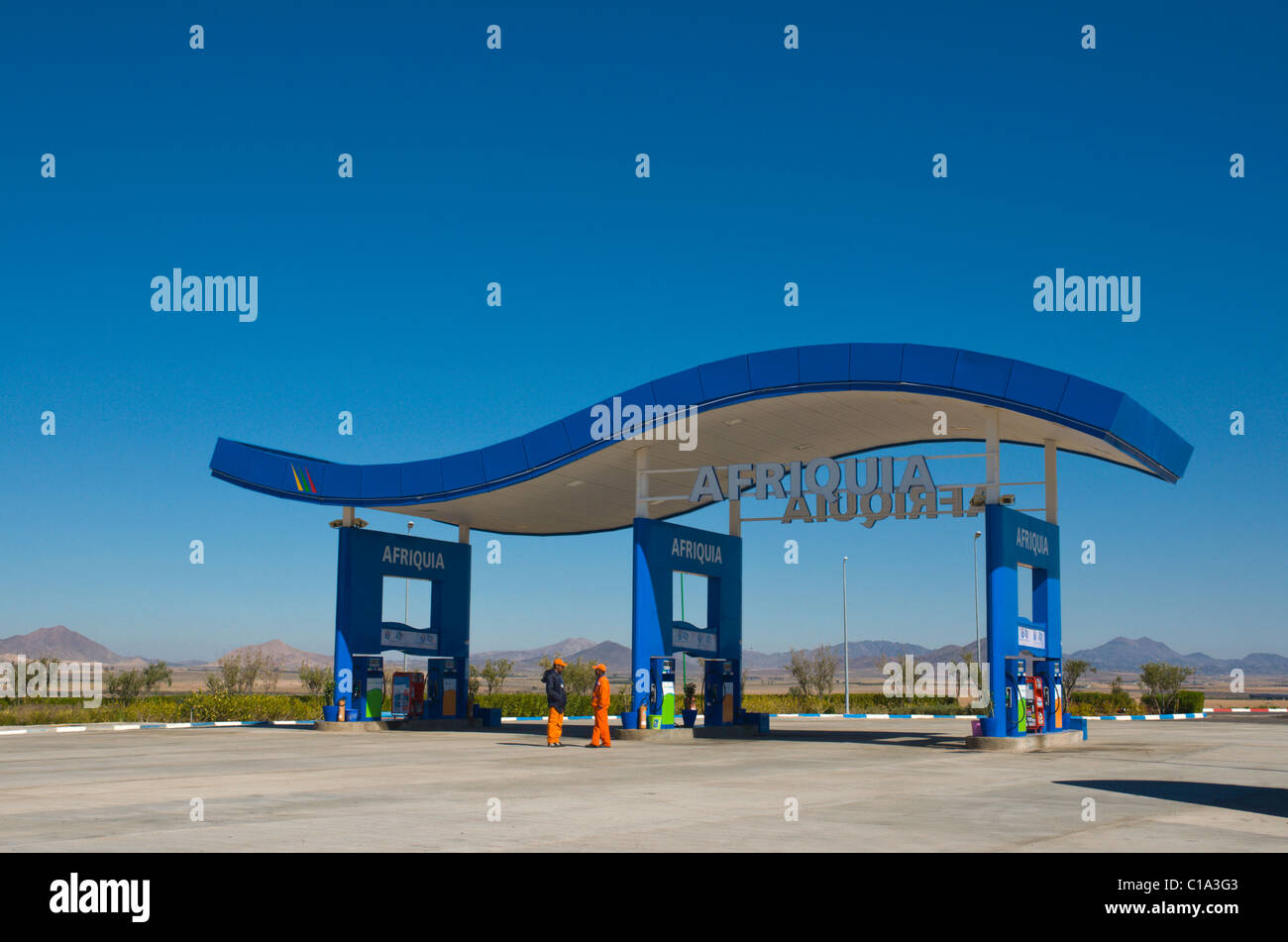 Motorway Gas Station Banque d'image et photos - Alamy