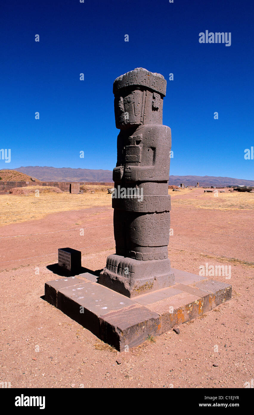 Viracocha statue Banque de photographies et d’images à haute résolution ...