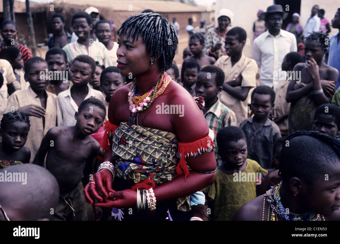 Tenu beninois Banque de photographies et d’images à haute résolution - Alamy
