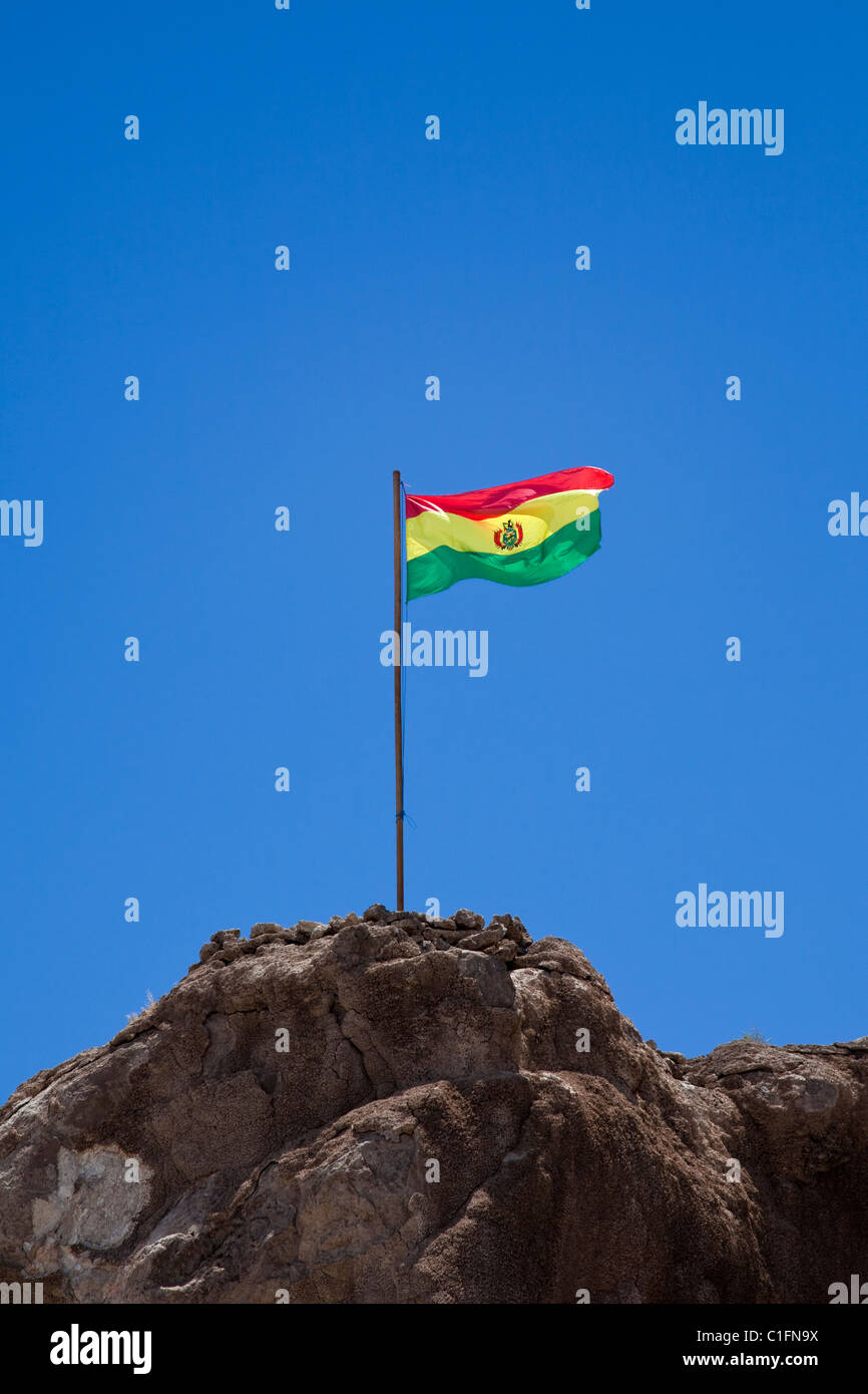 Drapeau bolivien Banque de photographies et d’images à haute résolution ...