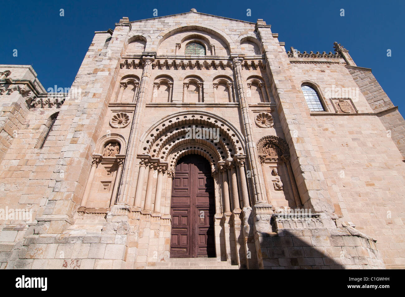 Zamora cathedral Banque de photographies et d’images à haute résolution ...