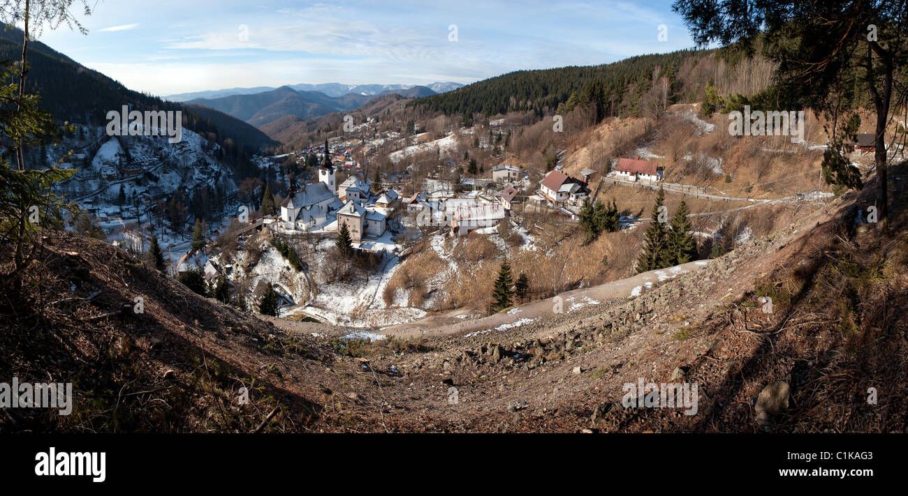 Ancien village minier du village Banque de photographies et d’images à ...