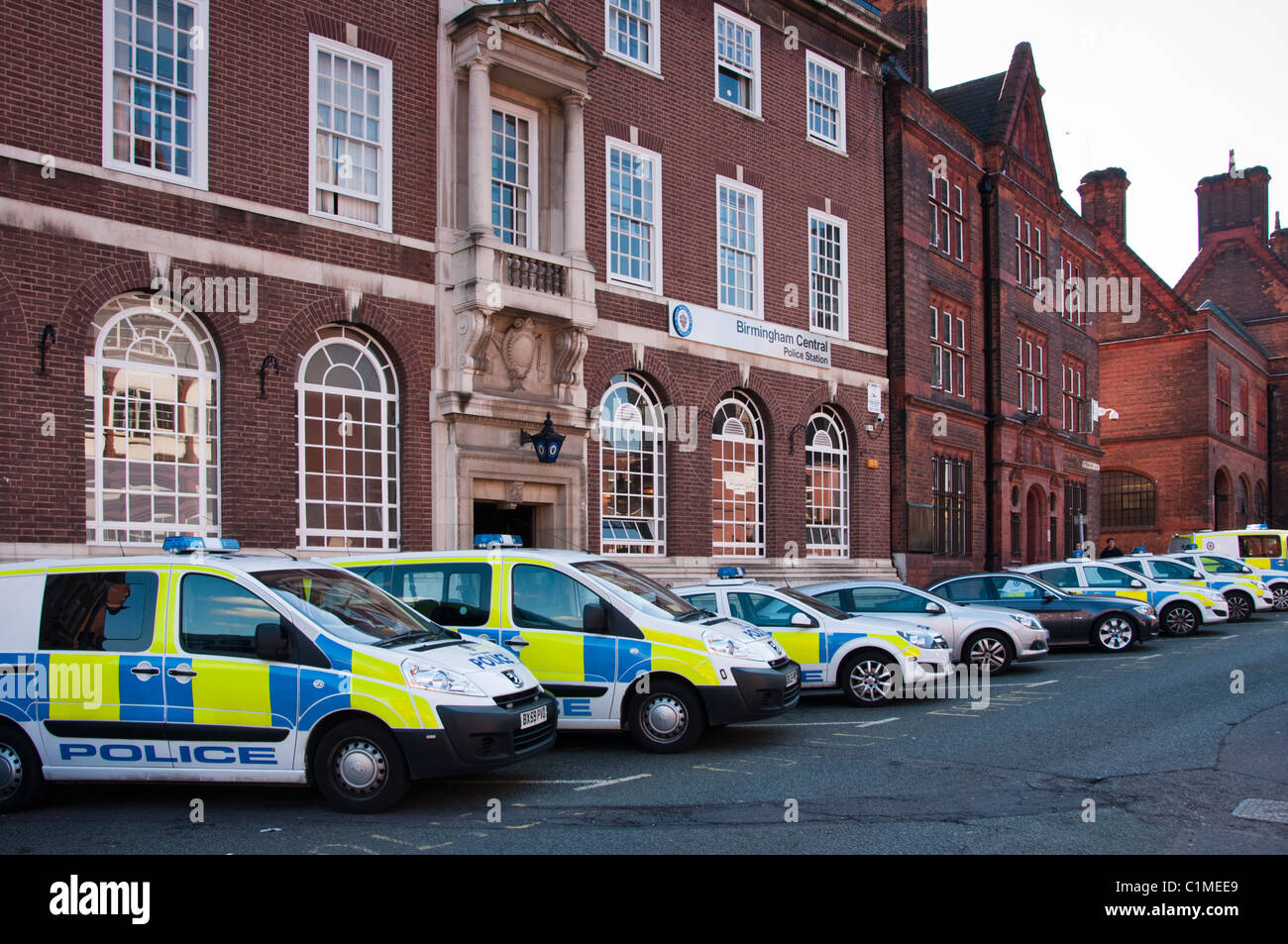 Police station england Banque de photographies et d’images à haute ...
